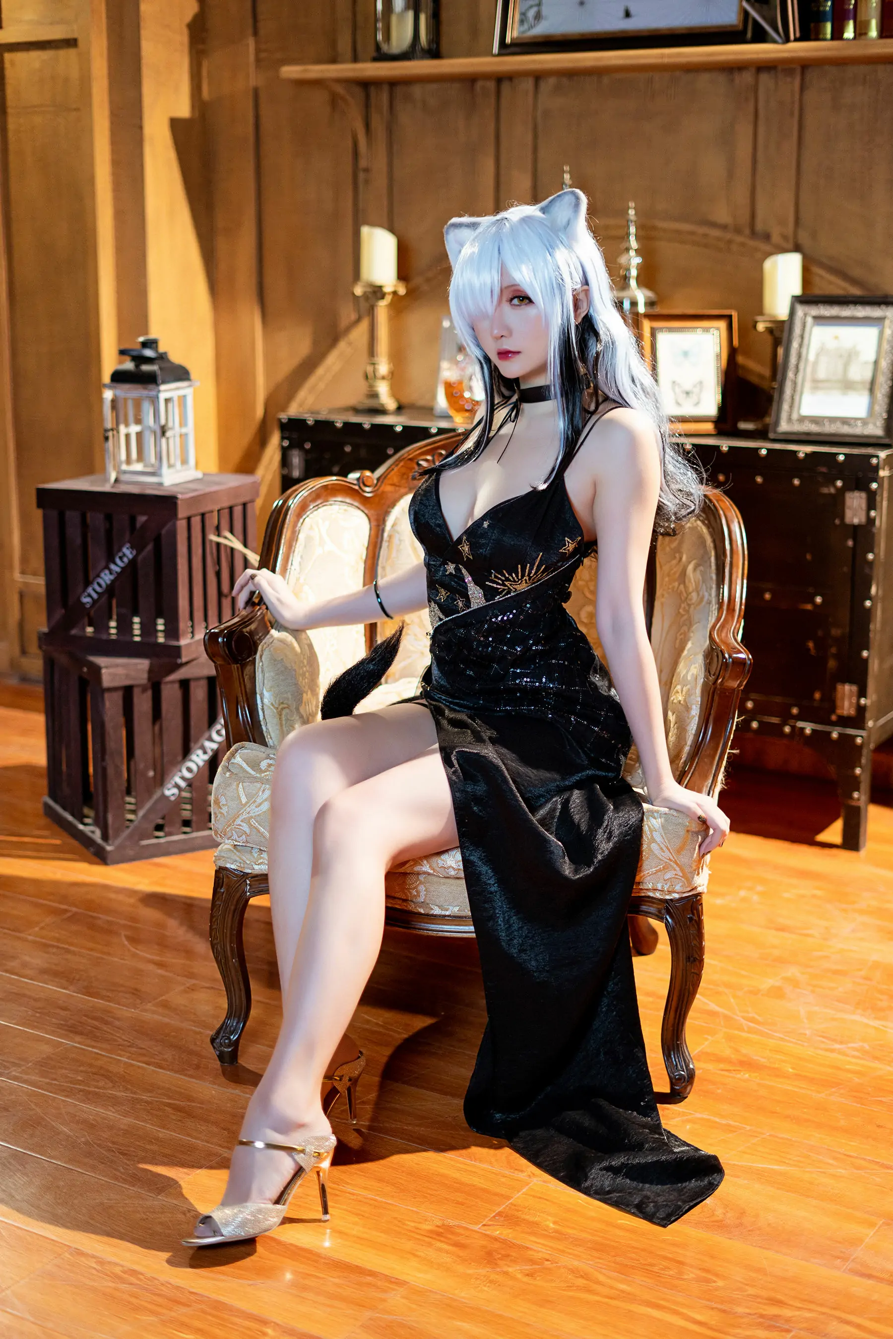 [COS福利] Coser小姐姐星之迟迟 - 明日方舟《黑》(19P)-中国美女-找套图