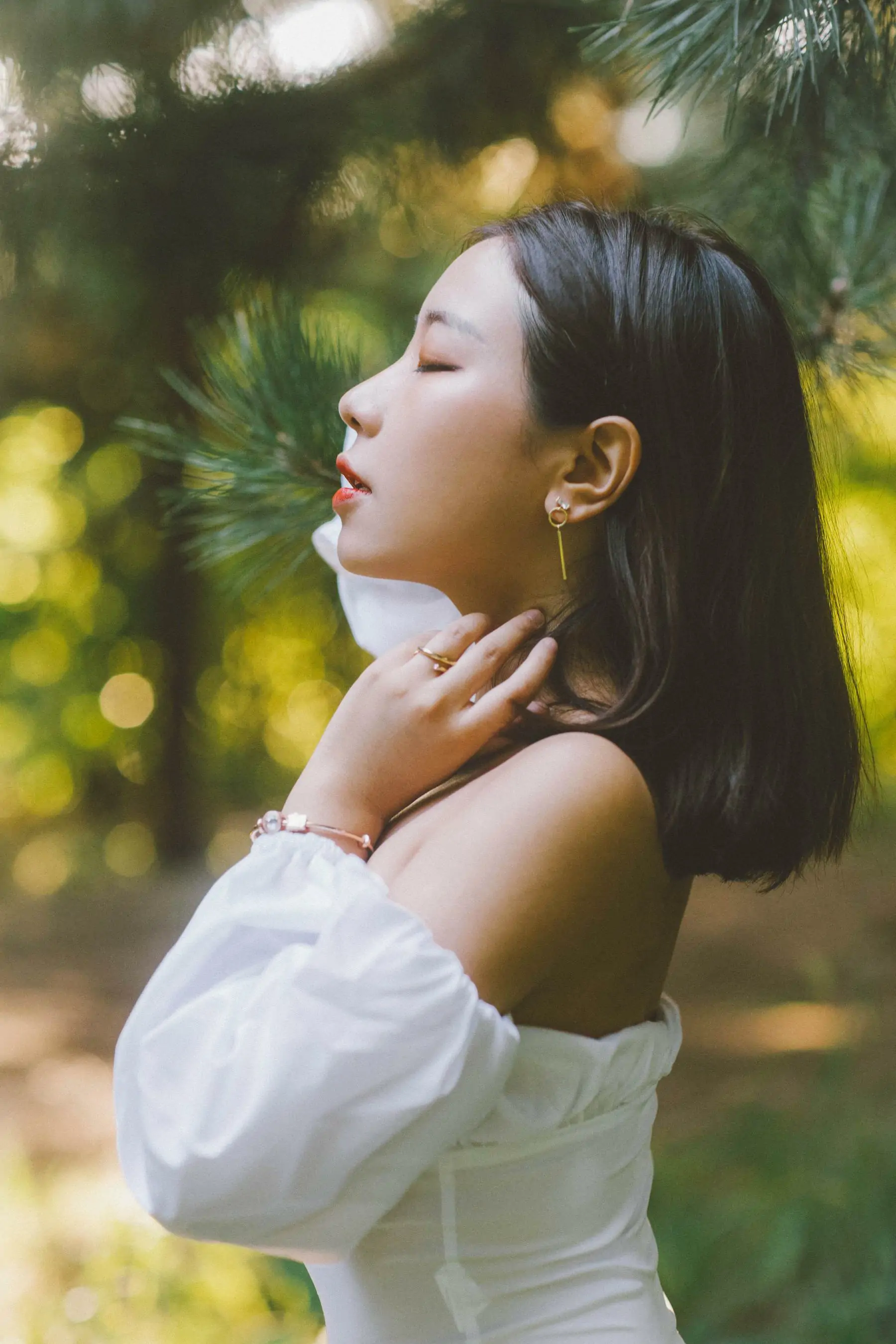 [Cosplay] 动漫博主穆零Mu0 - 森林(12P)-中国美女-找套图