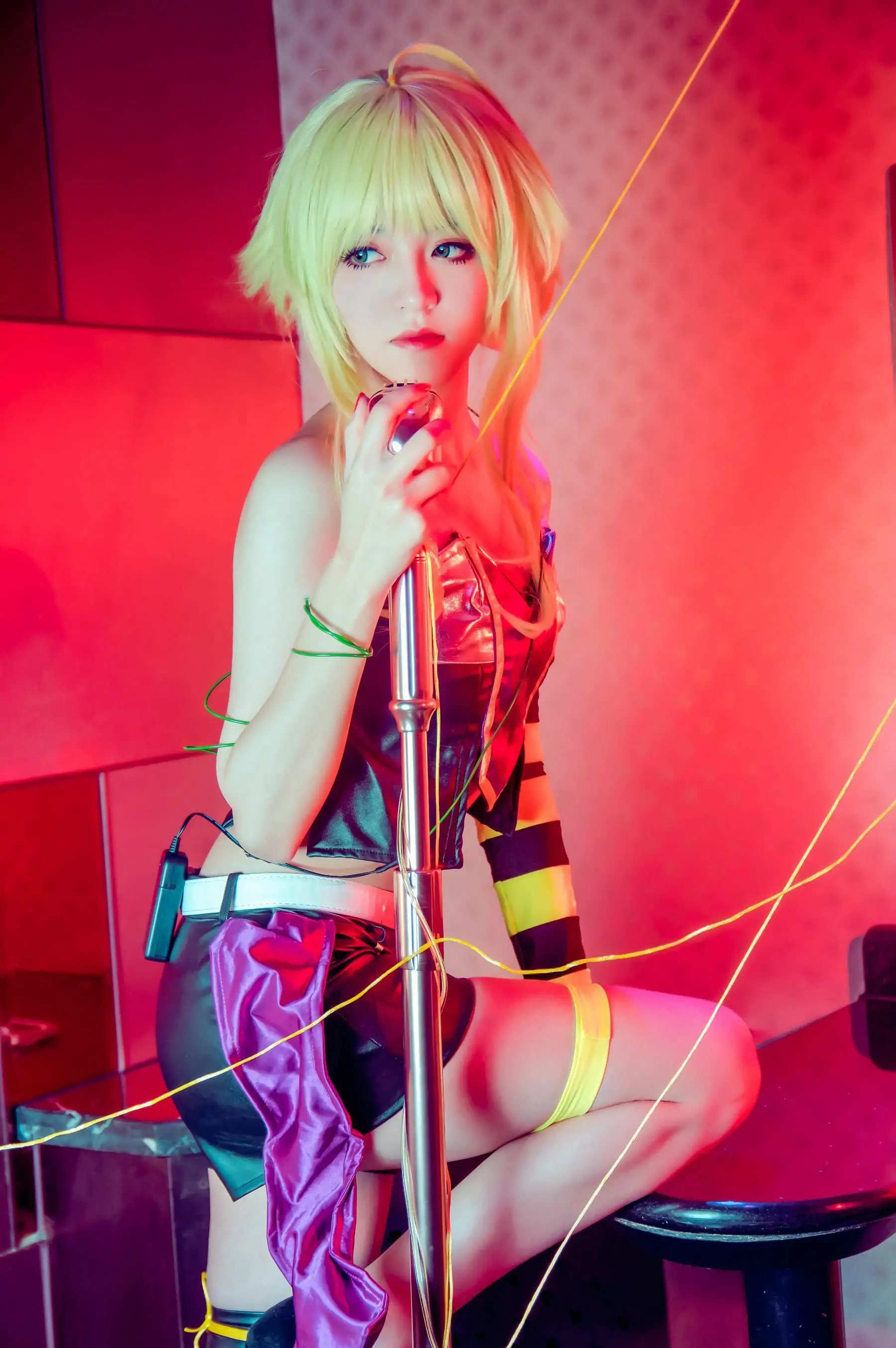 [COS福利] Coser__KETTOE - V家 GUMI(10P)-中国美女-Xiuno BBS