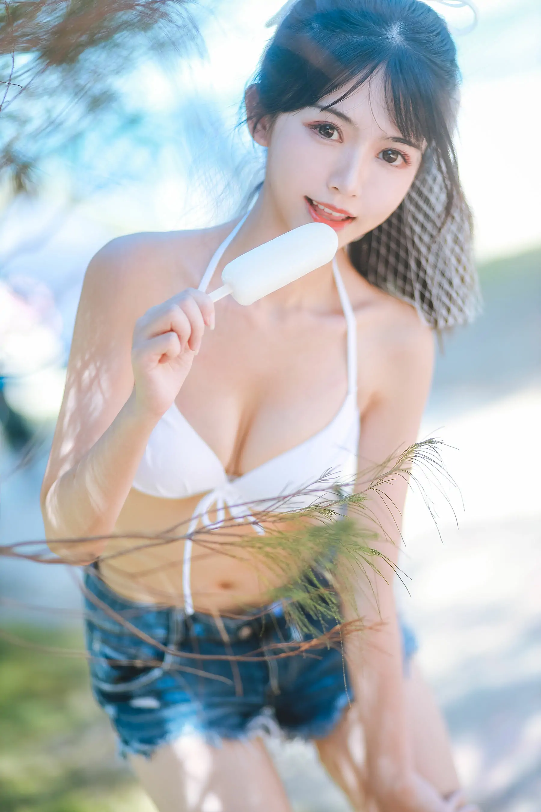 [COS福利] 超人气Coser鳗鱼霏儿 - 海边(23P)-中国美女-找套图