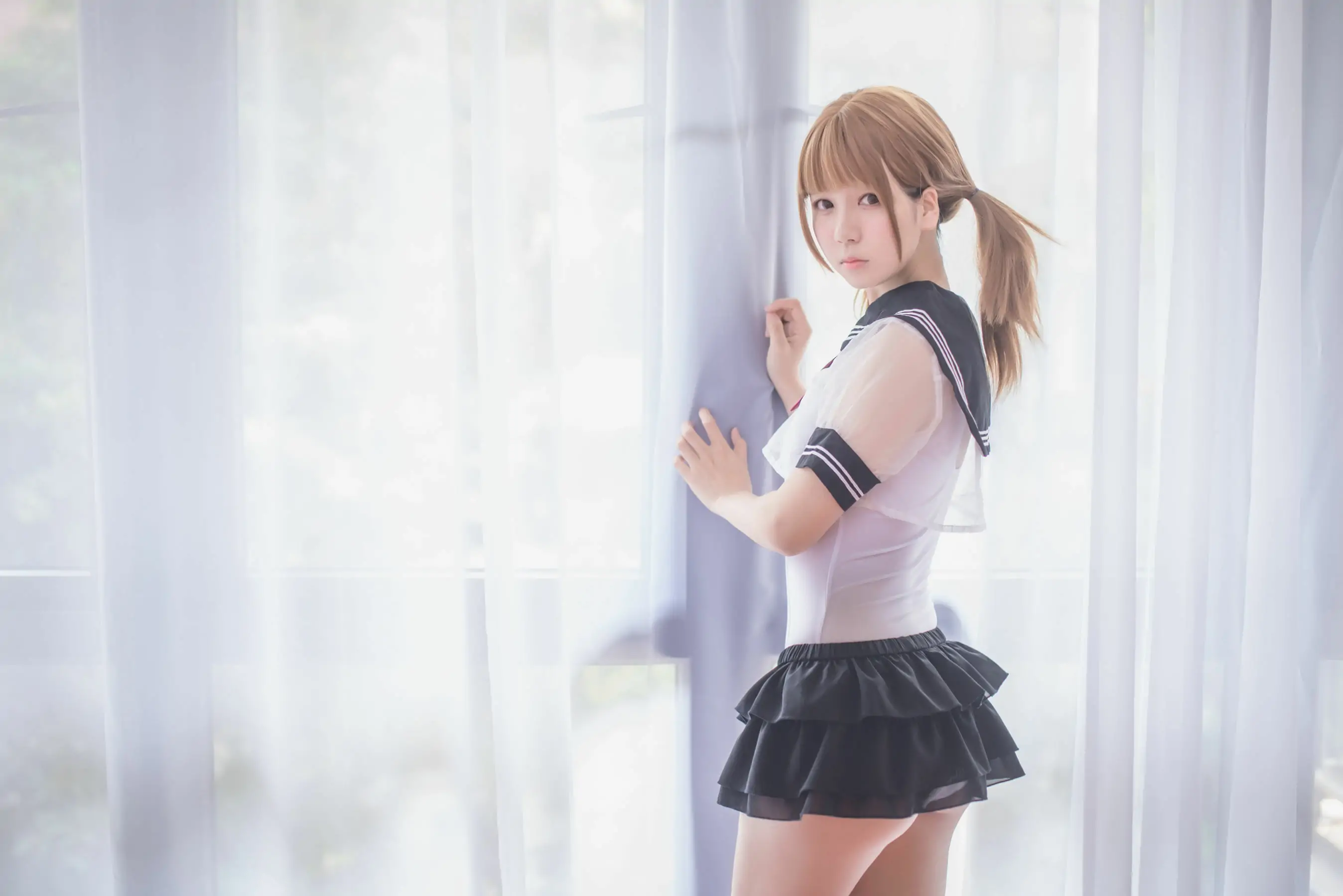 [萝莉COS] 白金Saki - 学生服(17P)-中国美女-找套图