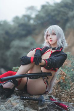 COS福利rioko凉凉子 泳装黑贞(8P)-中国美女-找套图